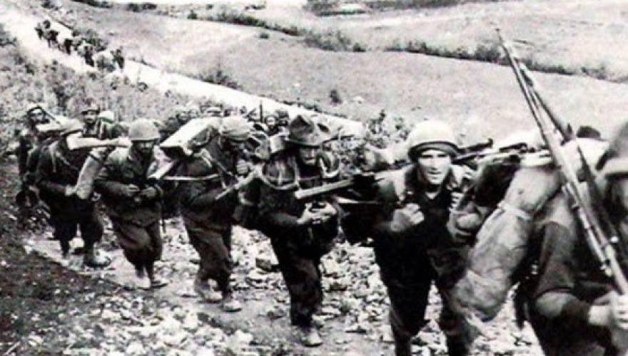 Η 28η Οκτωβρίου 1940 μέσα από τα πρωτοσέλιδα του Τύπου - ΠΙΣΩ ΑΠΟ ΤΗΝ ...