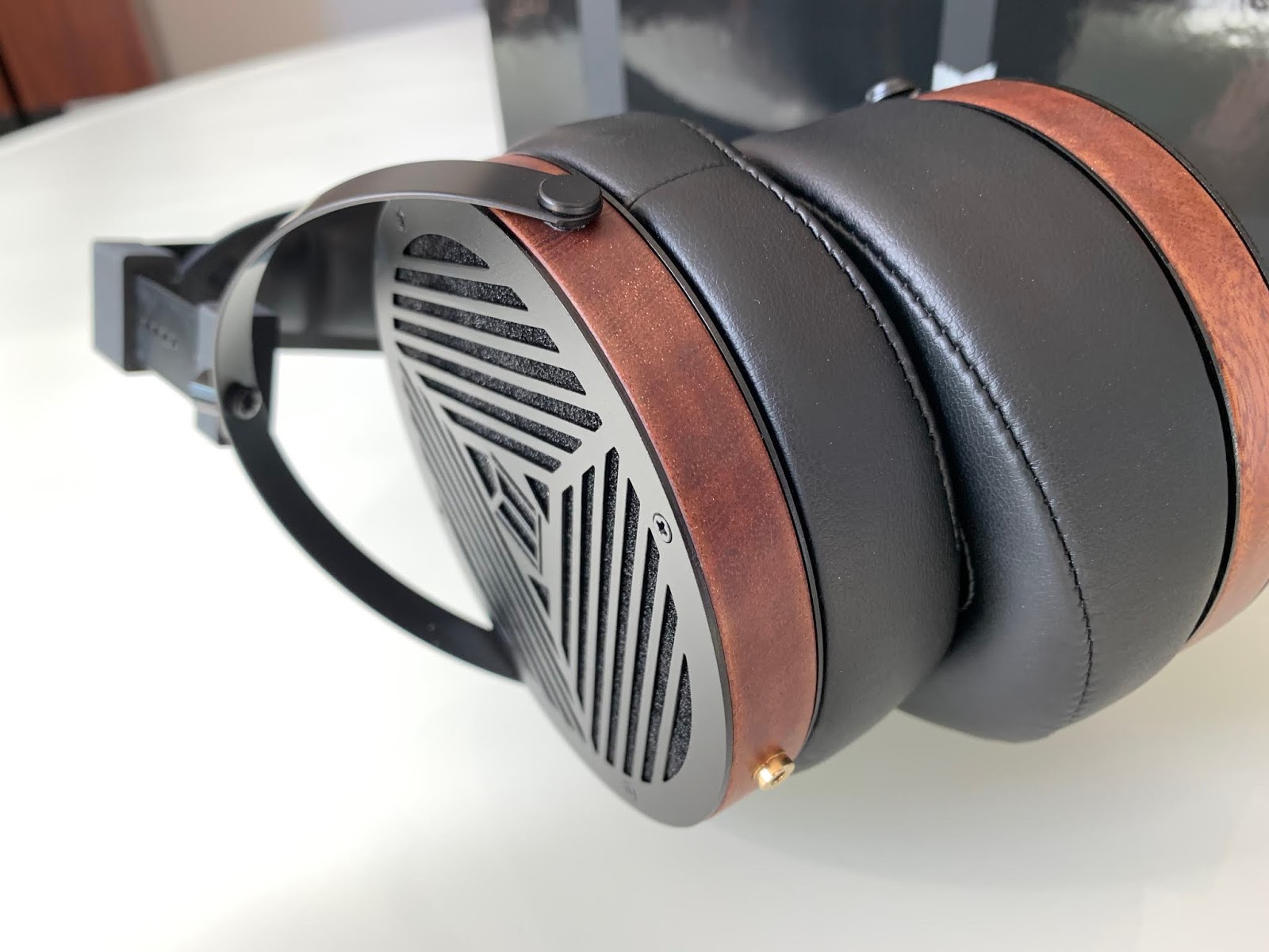 Stereo i Kolorowo - Underground: Słuchawki planarne Monoprice Monolith ...