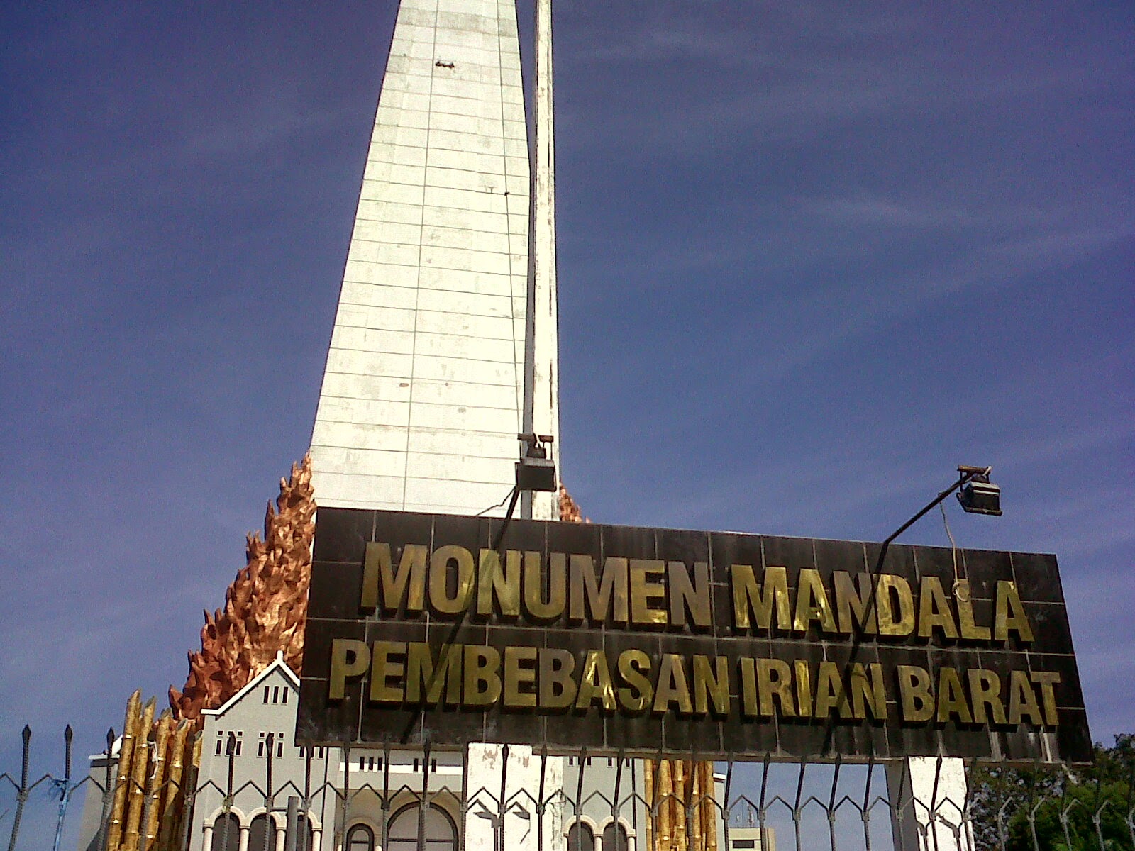 SULAWESI SELATAN - MAKASSAR ~ Radi The Explorer