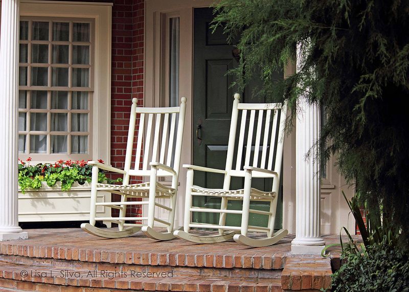 The Happiest Blog on Earth: Best Benches in Walt Disney World