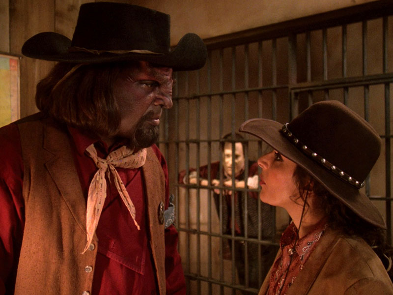 Doc Oho Reviews...: TNG - A Fistful of Datas