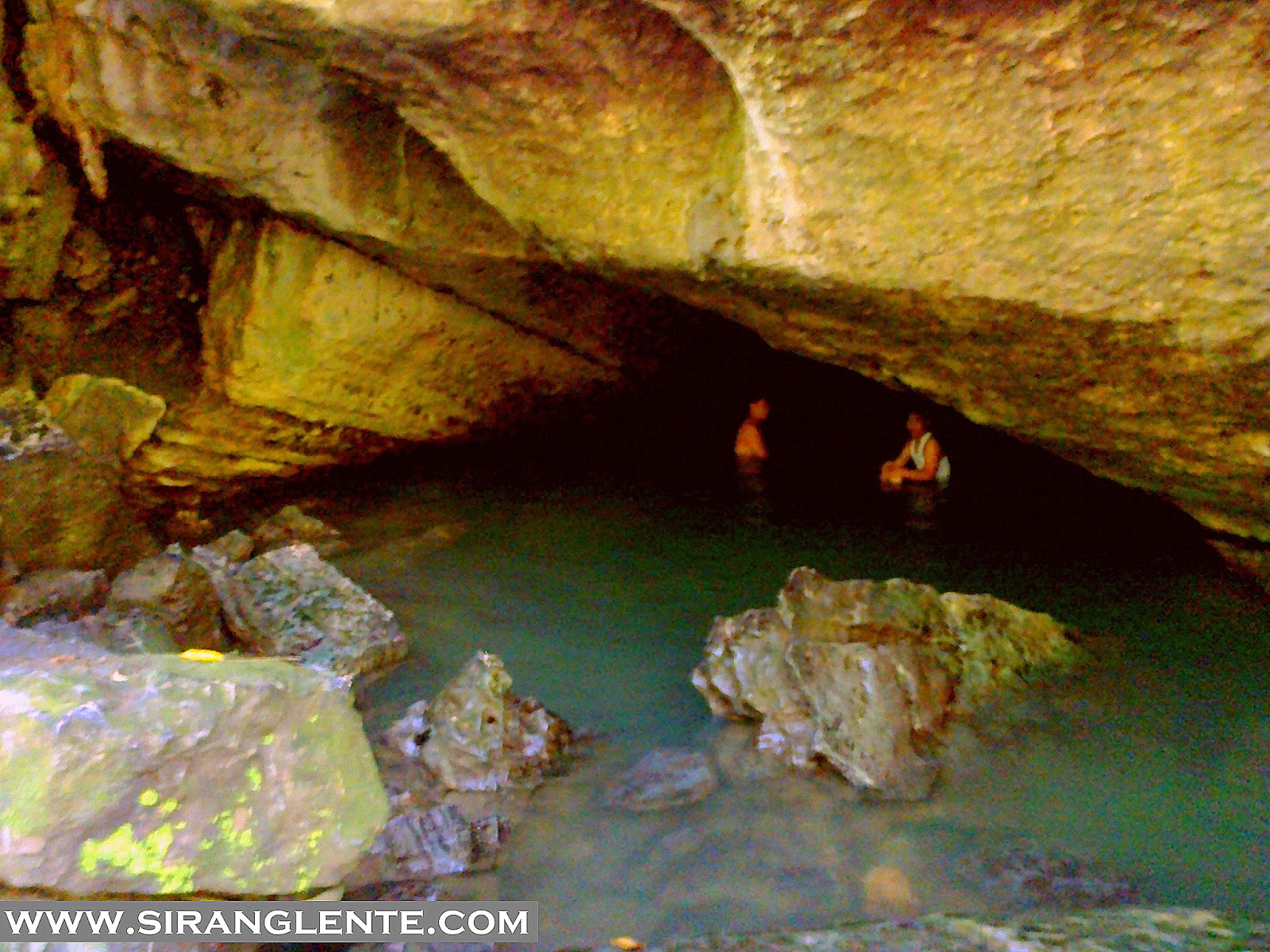 SIRANG LENTE | TRAVEL & HIKE: TRAVEL GUIDE: AGUINALDO CAVE, Biak na ...