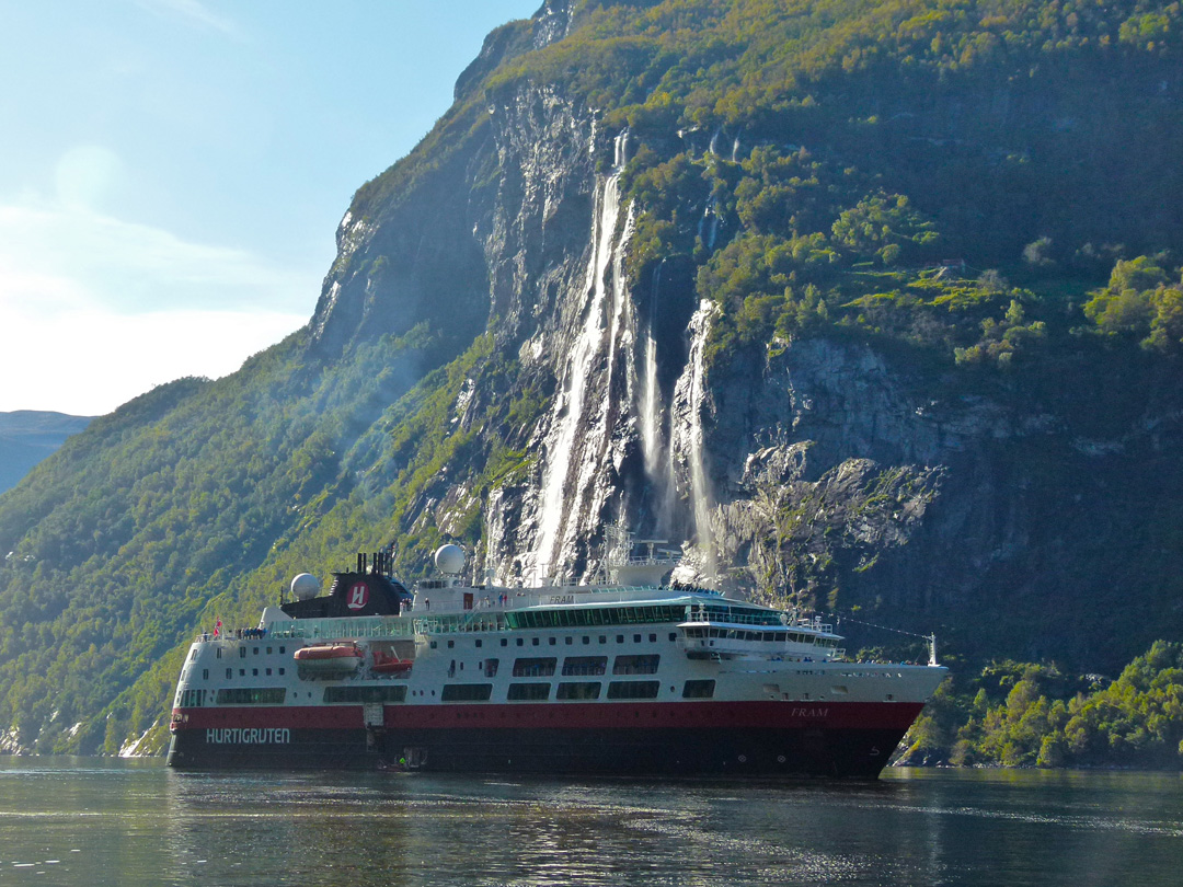MV FRAM EXPEDITION BLOG: Ålesund and Geiranger