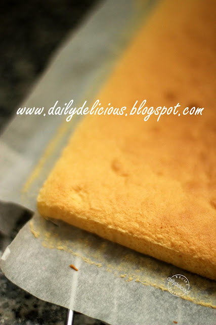 dailydelicious: Basic Genoise