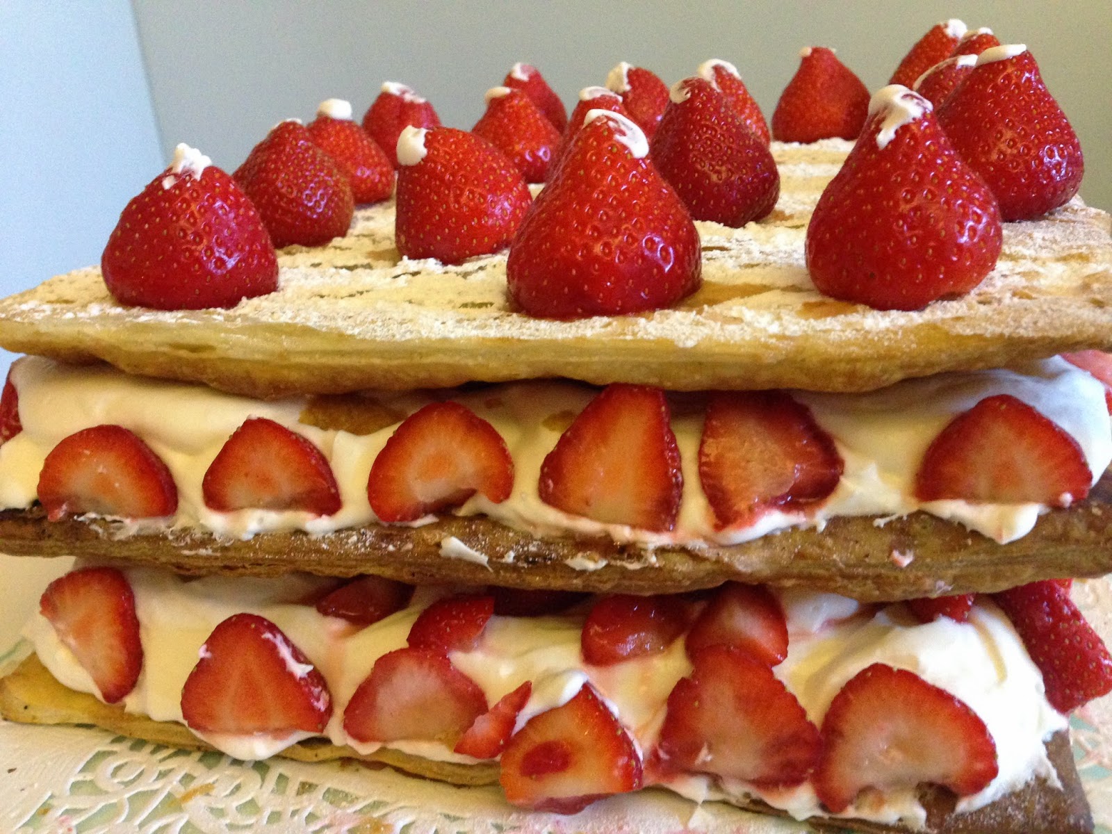 cuisiner-dévorer: Millefeuille aux fruits rouges (recette Le nôtre)