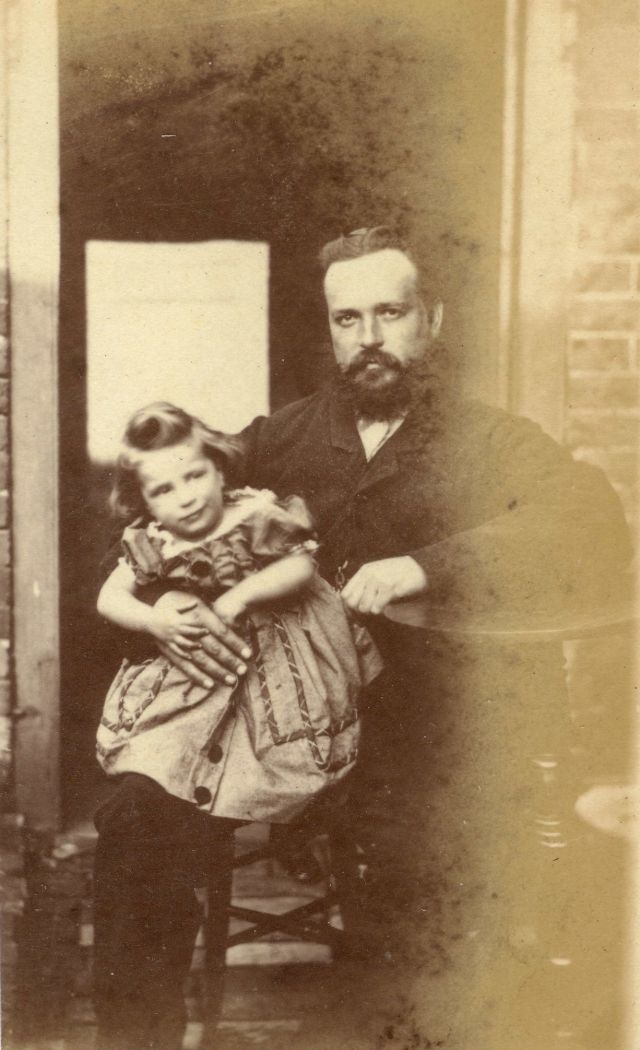 Victorian Fatherhood: Lovely Photos of Fathers With Their Children in ...