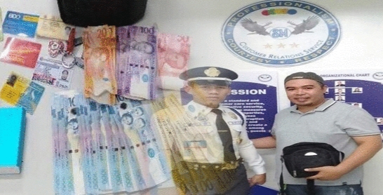 Honest SM City Iloilo security guard returns bag with cash, personal ...