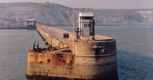 Simon St. Laurent, Squibber: Picturing: Port of Dover Eastern Arm