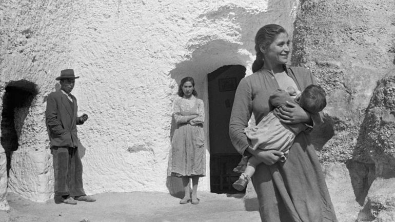 Momentos del Pasado: Fotografías de la España rural en los años 50