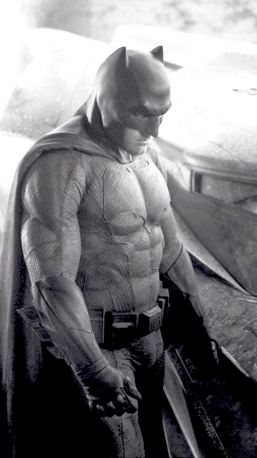 GeekSummit: Ben Affleck as Batman: First Image Released