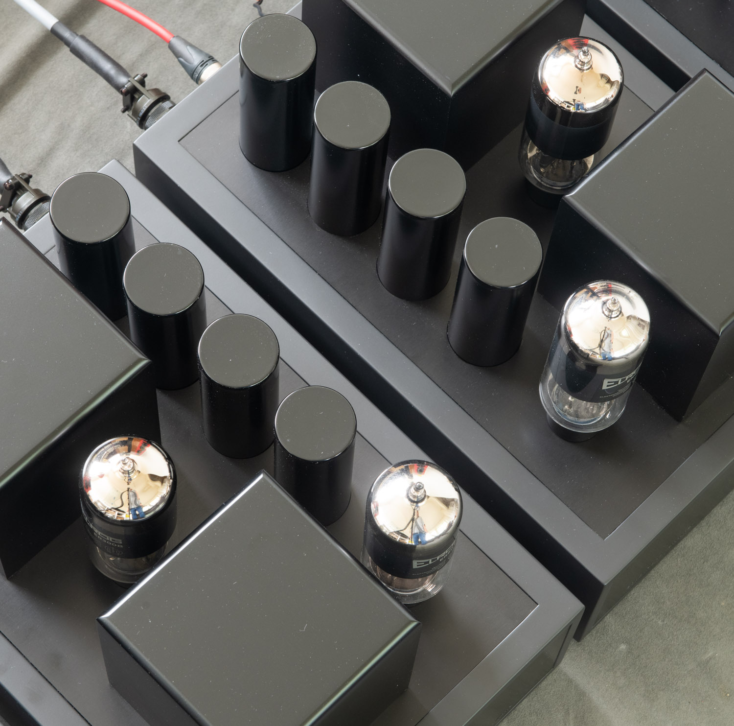 VinylSavor: The Black 300B Mono Amplifiers - Part 2