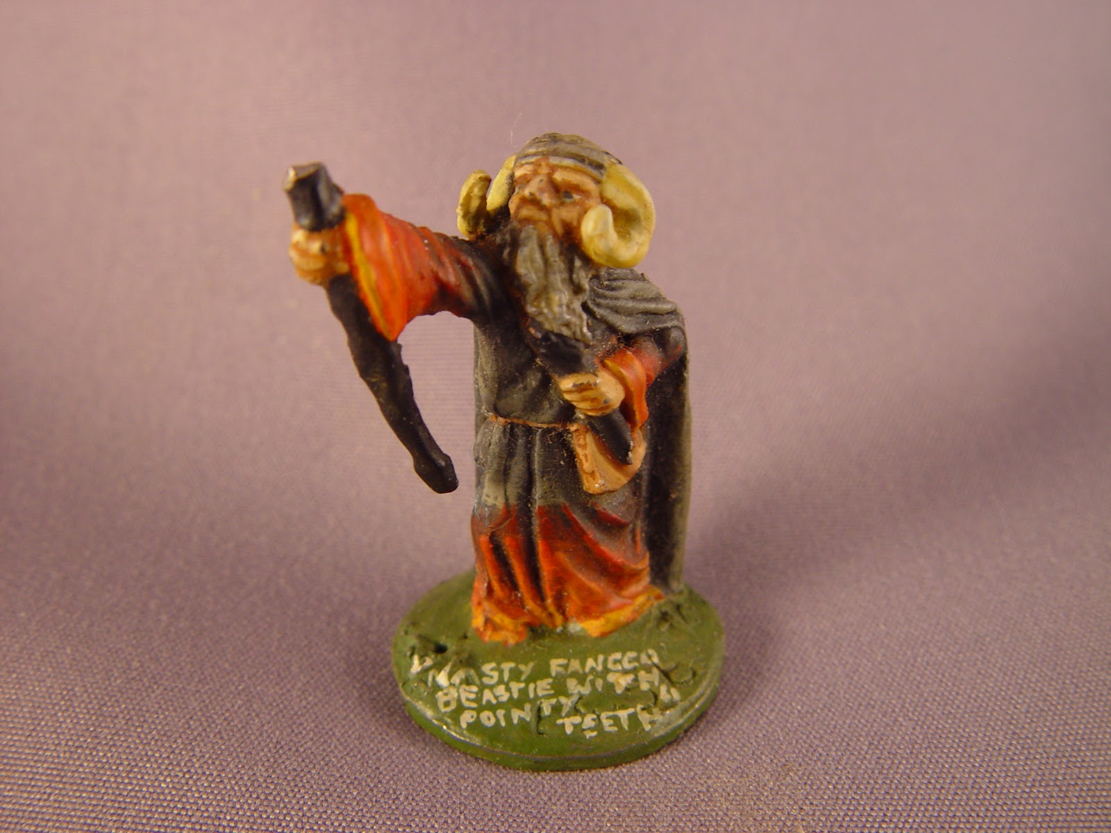Little Men: Ral Partha 25mm ES56 Enchanter with staff