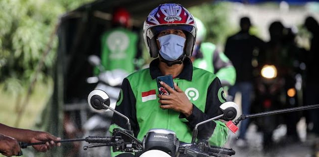 Layanan GoRide Aktif Lagi, Gojek Minta Penumpang Bawa Helm Pribadi