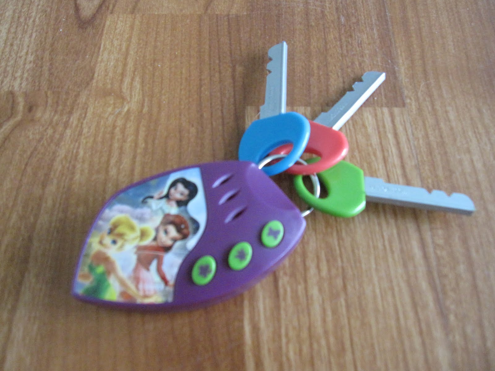 MOVING SALE - BABY GEAR/TOYS: MUSICAL PRINCESS KEYS - $1