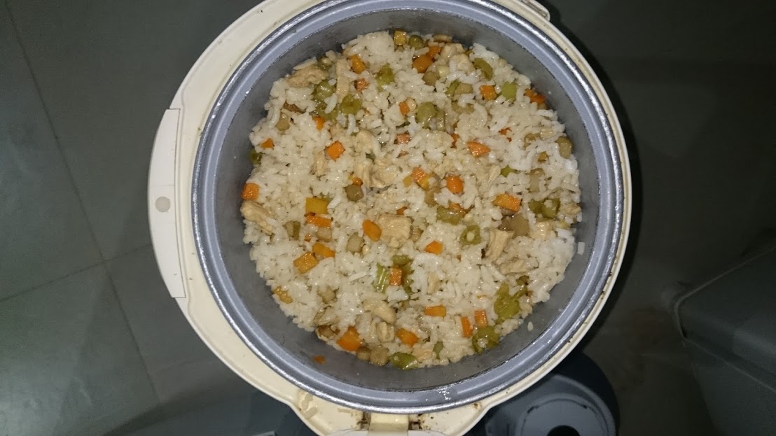 Brincar de Cozinha: Mazê Gohan - Arroz Misturado Japonês