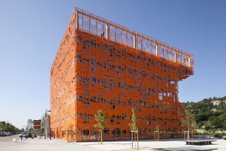 ARQUITECTURA ESPECTACULAR: CUBO NARANJA