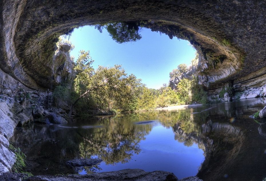 Info Existanz: Beautiful Lake Hamilton Pool