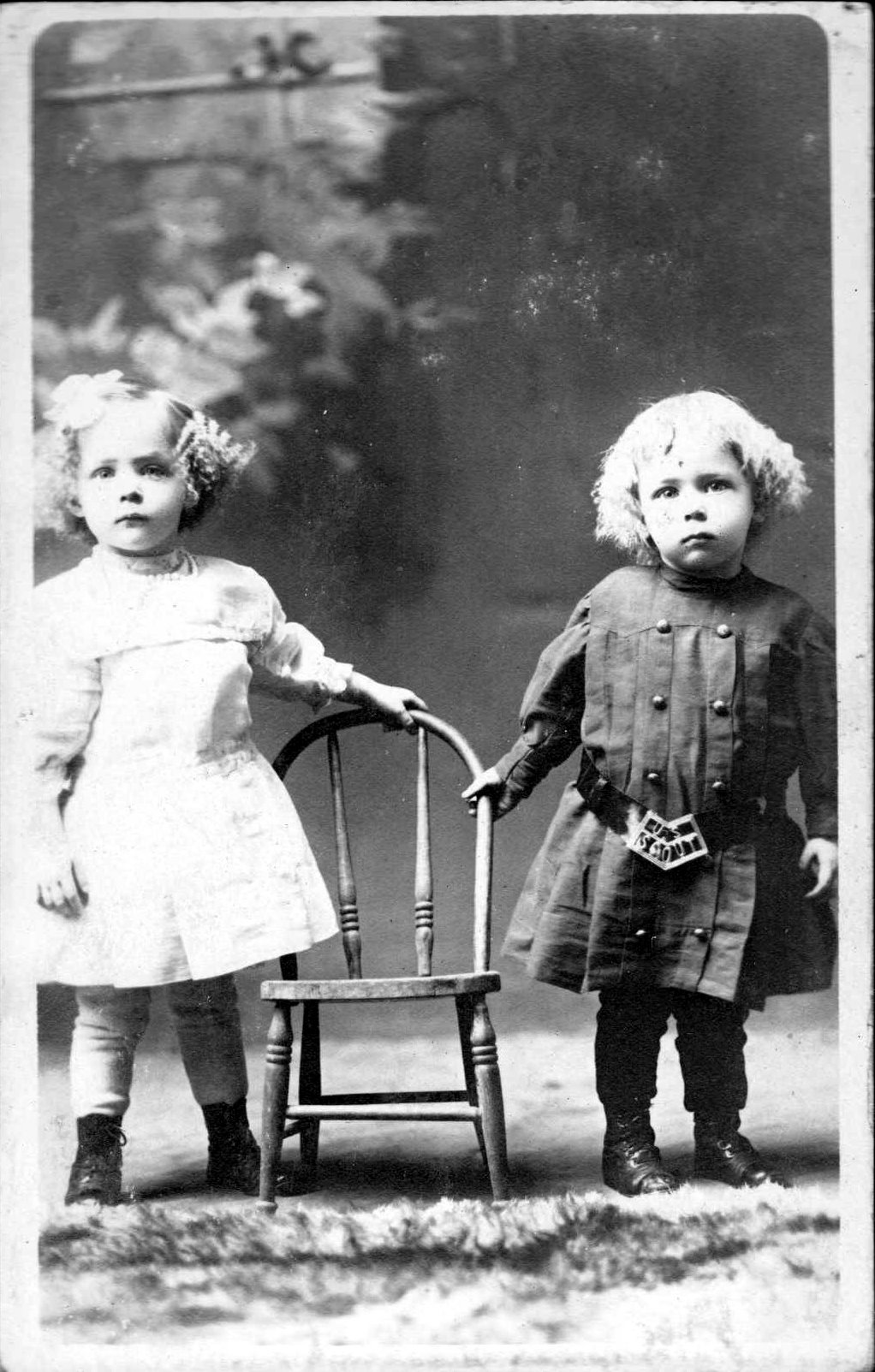 Aunt Helga's Album - Old Pictures of Finnish Americans: Twins
