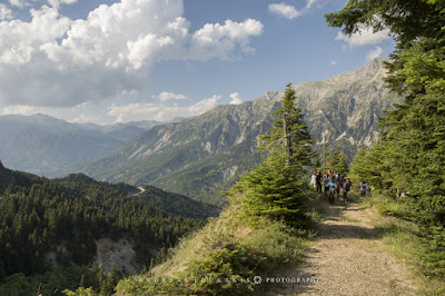 EXPLORE MOUNTAINS: ΚΟΡΥΦΗ ΣΤΡΟΓΓΟΥΛΑ-ΔΙΑΣΧΙΣΗ ΤΖΟΥΜΕΡΚΩΝ