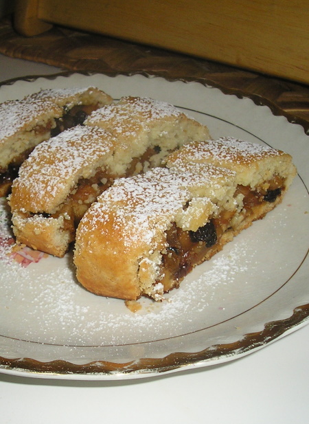 Cooking with Yiddishe mama: Elsa's Apple Slices (Baroness's recipe from ...