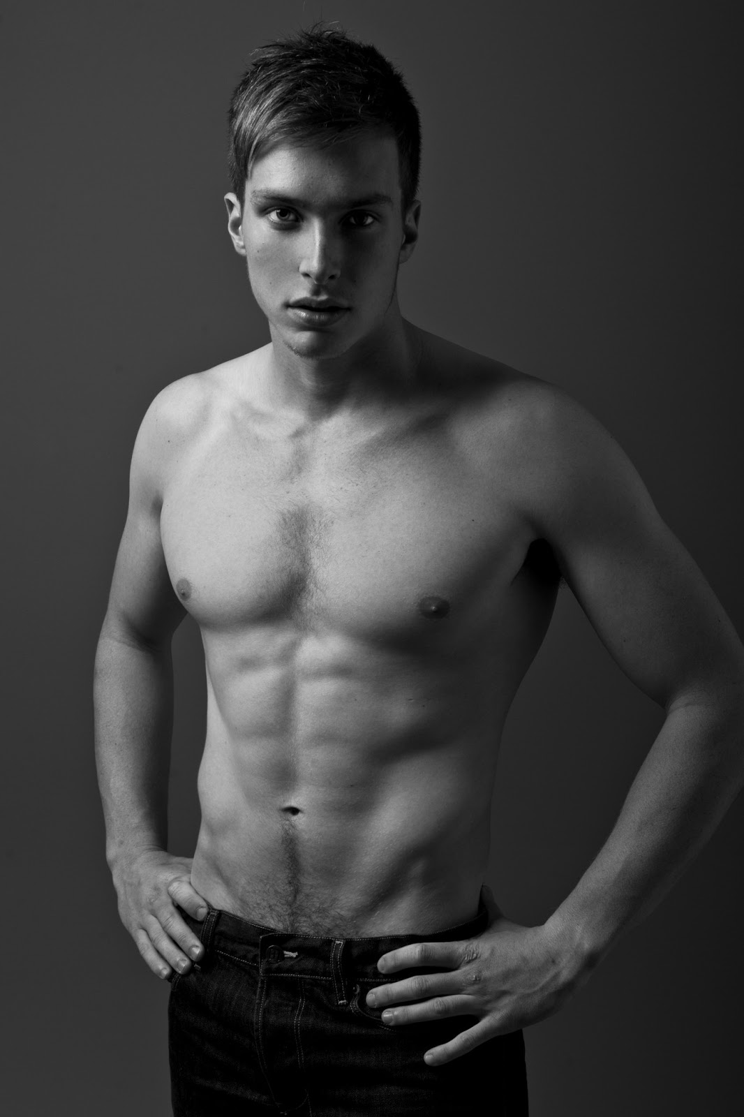 Dallys Models: Weak-at-the-Knees Wednesday: Sam Waller