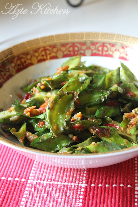 Kacang Botol Goreng Belacan - Azie Kitchen