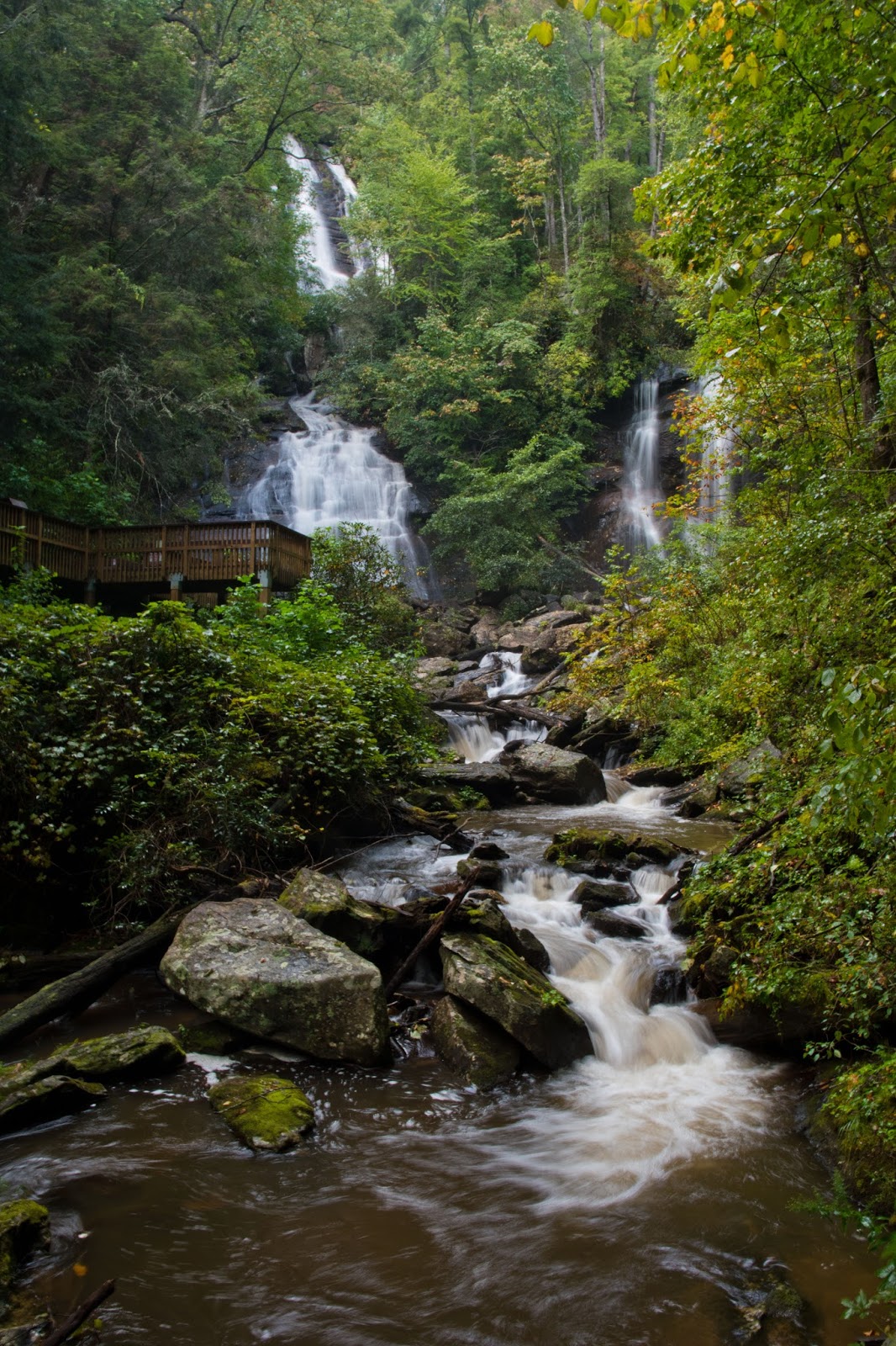 Hiking Shenandoah: Anna Ruby Falls