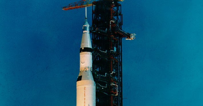 Heaven can wait : 50th Anniversary of the Apollo 11 Lift Off