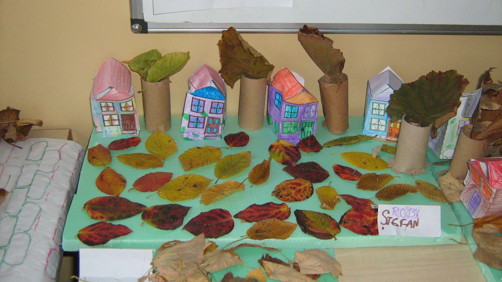 ORASUL MEU: Toamna in orasul meu - machete