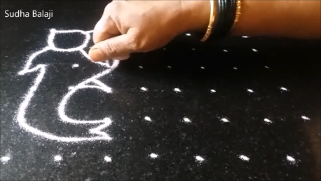 8 by 8 dots rangoli 8-8 dots kolam | Kolam by Sudha Balaji
