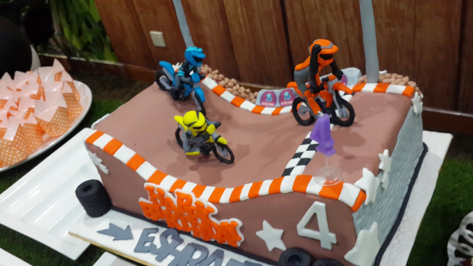 Rizq Cakes: motocross cake