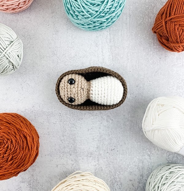 Free Crochet Baby Jesus and Manger Pattern - Nativity CAL Part 9 ...