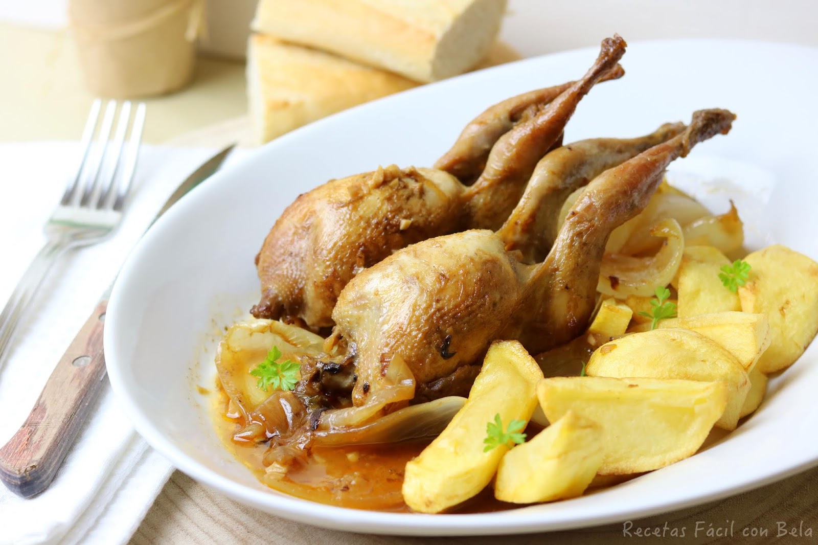 Codornices o perdices estofadas con salsa - Recetas Fácil con Bela