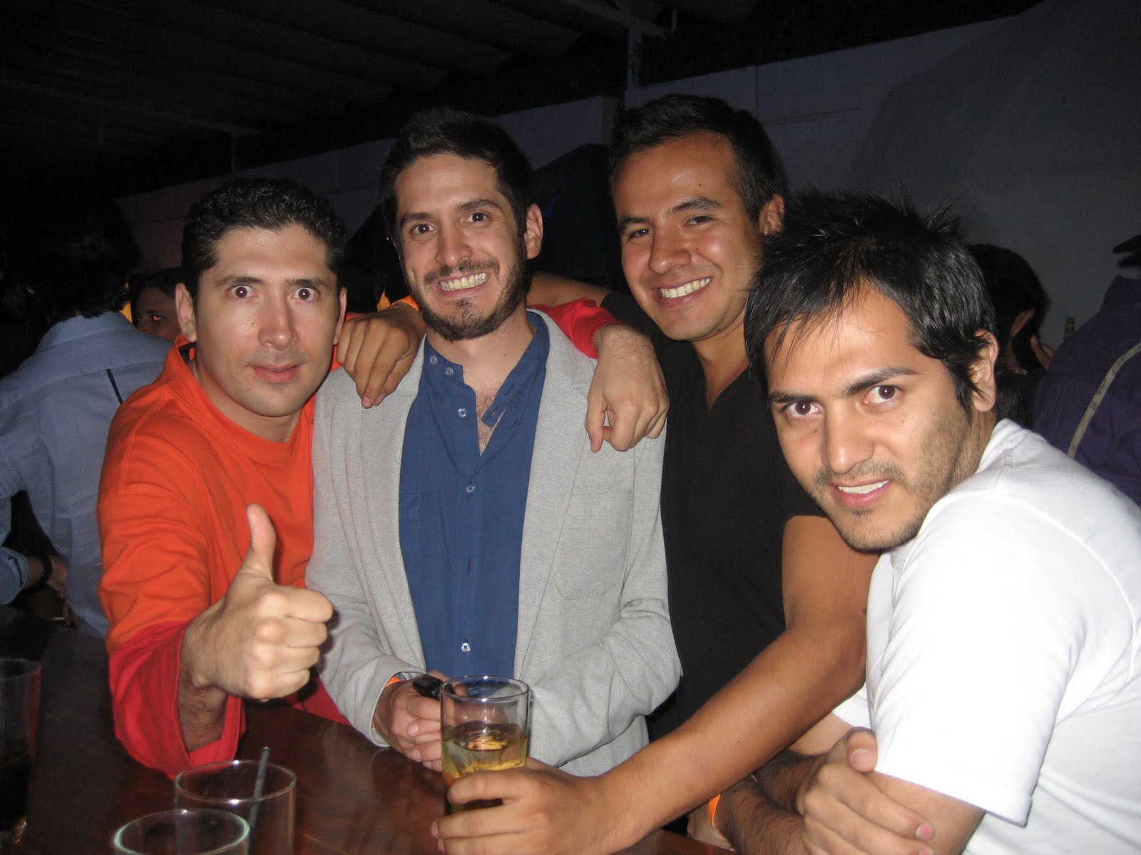 Miguel Angel Yagüe: STAFF DE NOCTAMBULOS CON CARLOS TRILLO EN EL MOON BAR