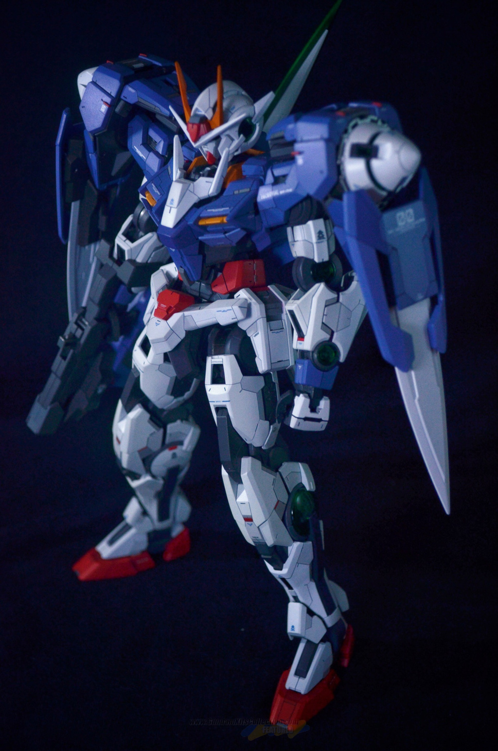 Custom Build: MG 1/100 00 Raiser [Detailed]