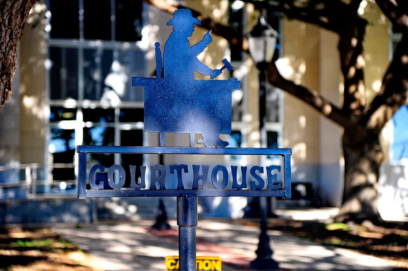 Texas Courthouse Trails : Go West Young Man, No, I Mean Old ...