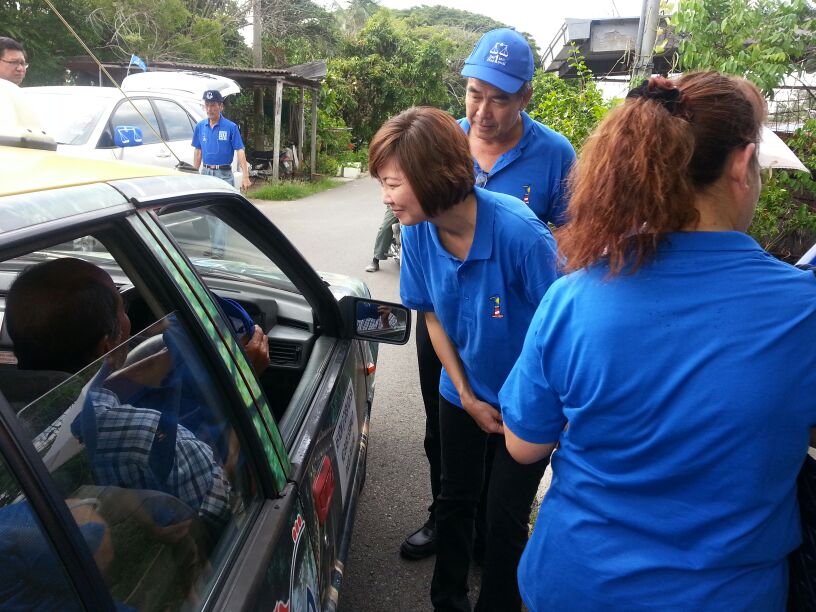 GERAKAN ANTI PKR: FOTO CALON PARLIMEN RAUB DAN DUN GALAK JUMPA PENGUNDI