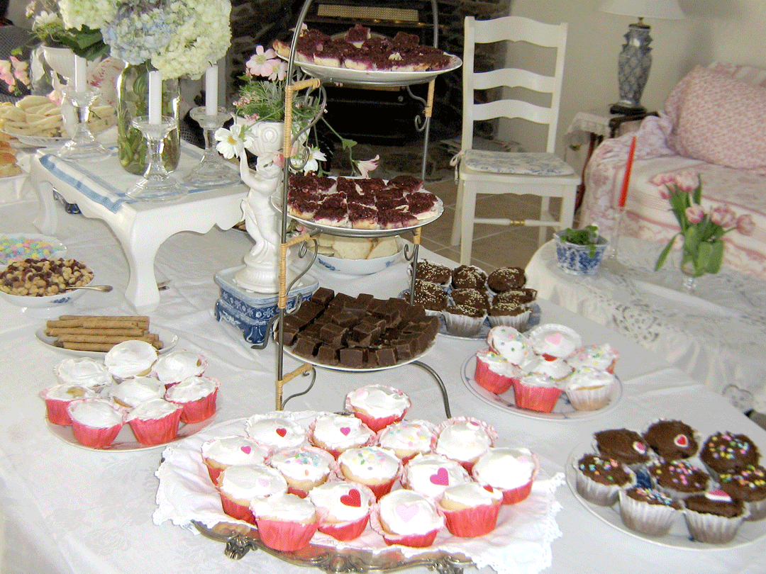 LilyOake: Tea Party Set Up