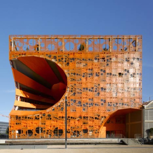 ARQUITECTURA ESPECTACULAR: CUBO NARANJA
