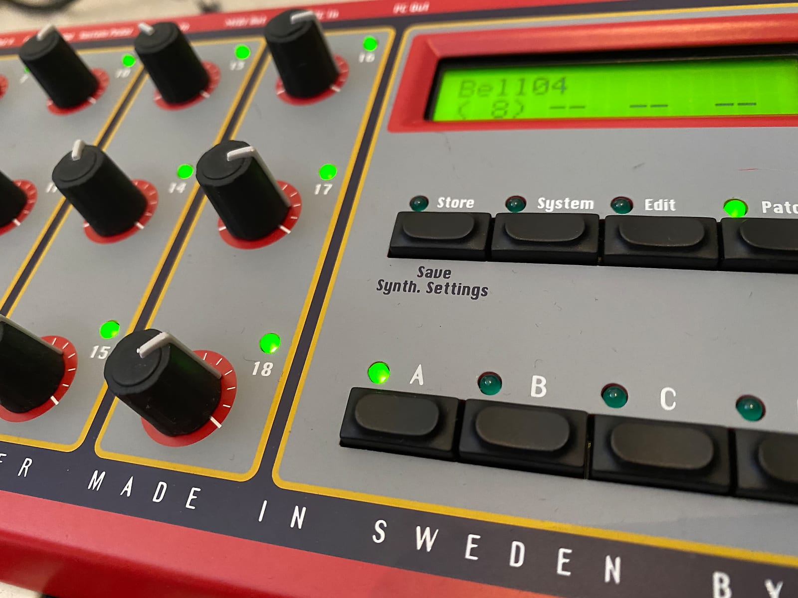 MATRIXSYNTH: Nord Modular 25-Key Synthesizer