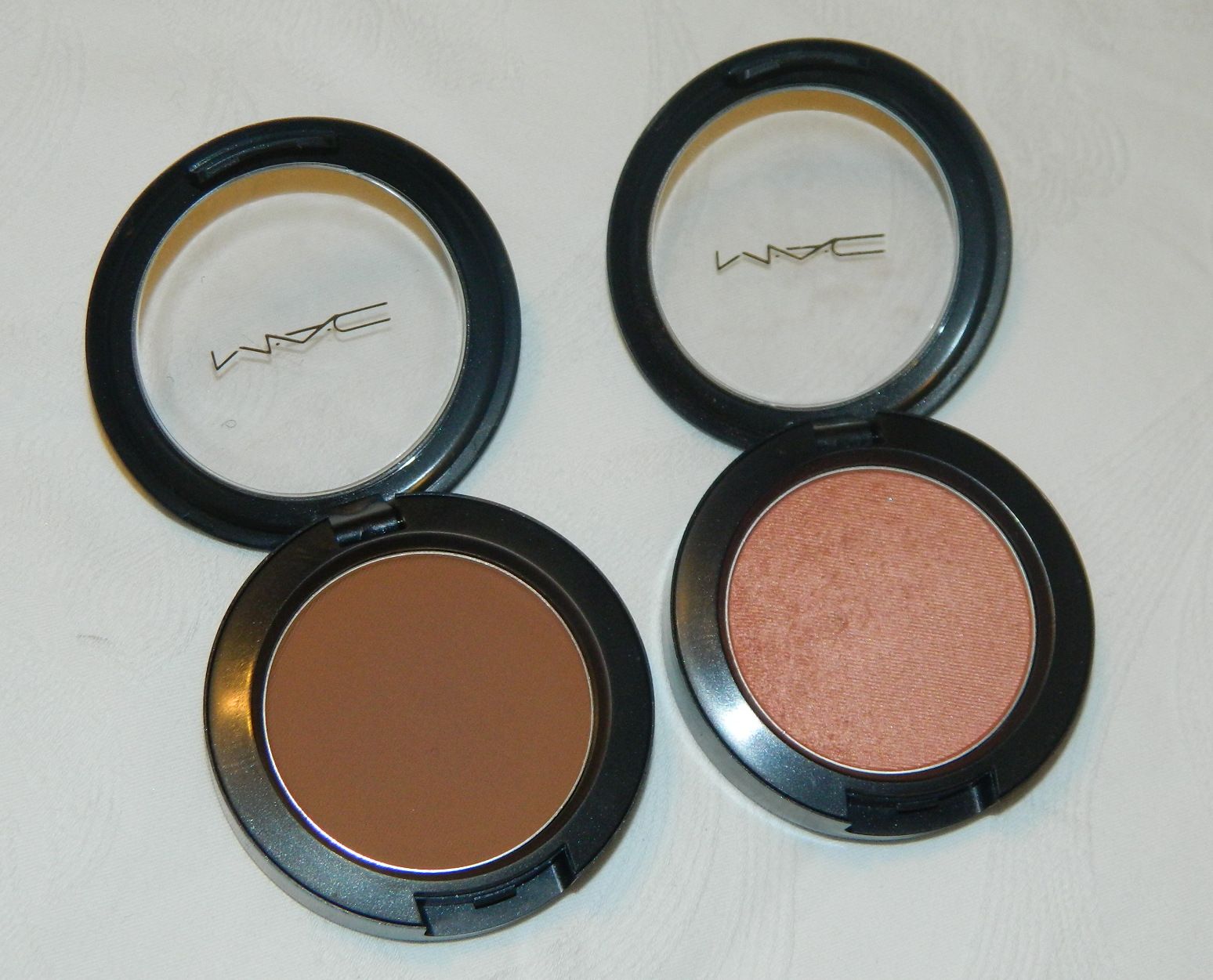 Blush Tree: MAC Blushes: Blunt and Margin Review, Swatches and Look