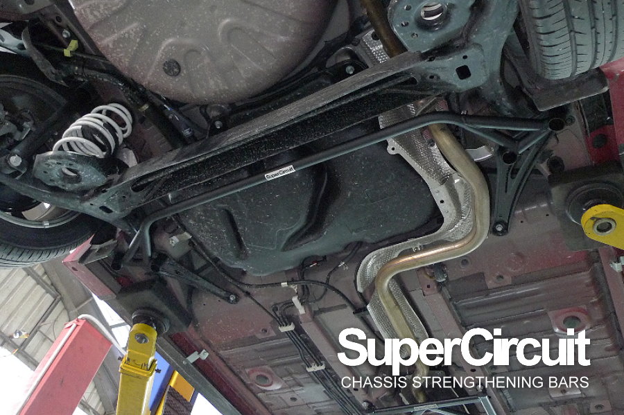 SUPERCIRCUIT CHASSIS STRENGTHENING BARS: Toyota Yaris Hatchback (XP150 ...