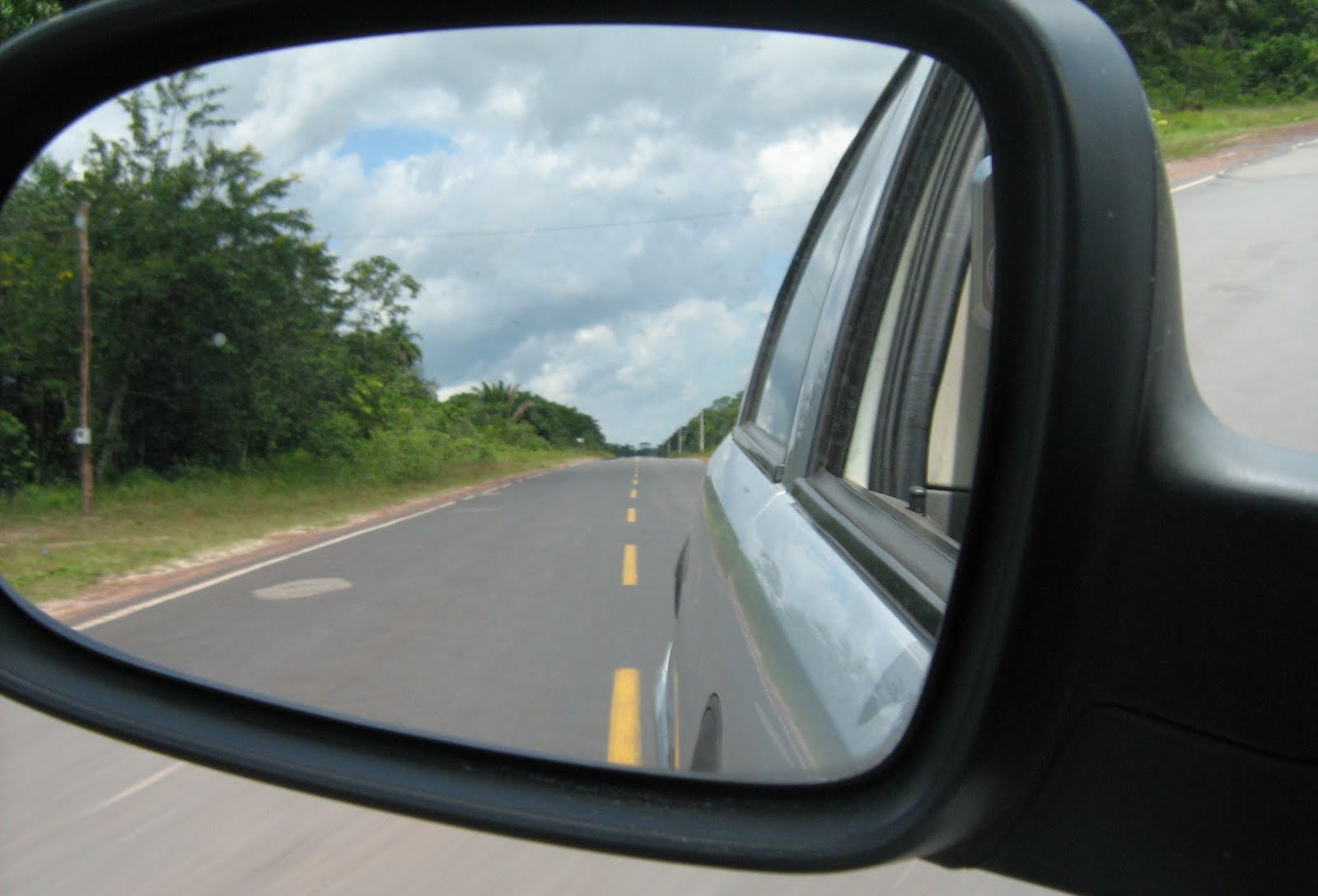 Blog do Fundão Banco de Dados: PHP RegEx - Metacaracter Retrovisor Blog do Fundão Banco de Dados: PHP RegEx - Metacaracter Retrovisor