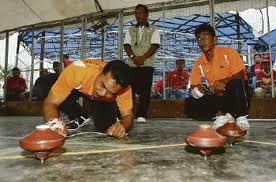 Warisan Kesenian Malaysia: Gasing