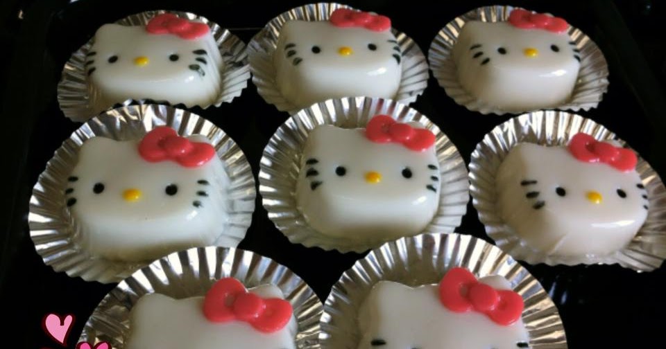 Hello Kitty Coconut Pudding