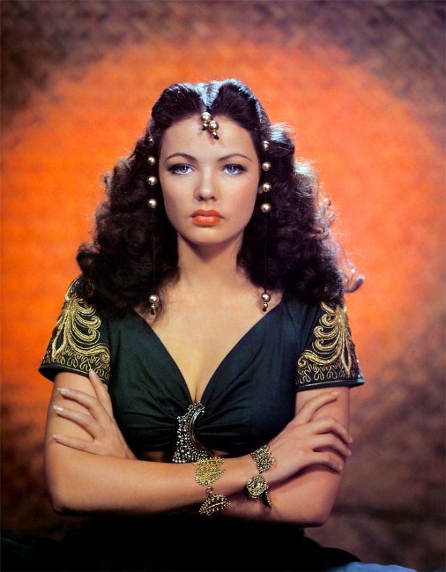 33 Gorgeous Photos of Gene Tierney During Filming “Sundown” in 1941 ...