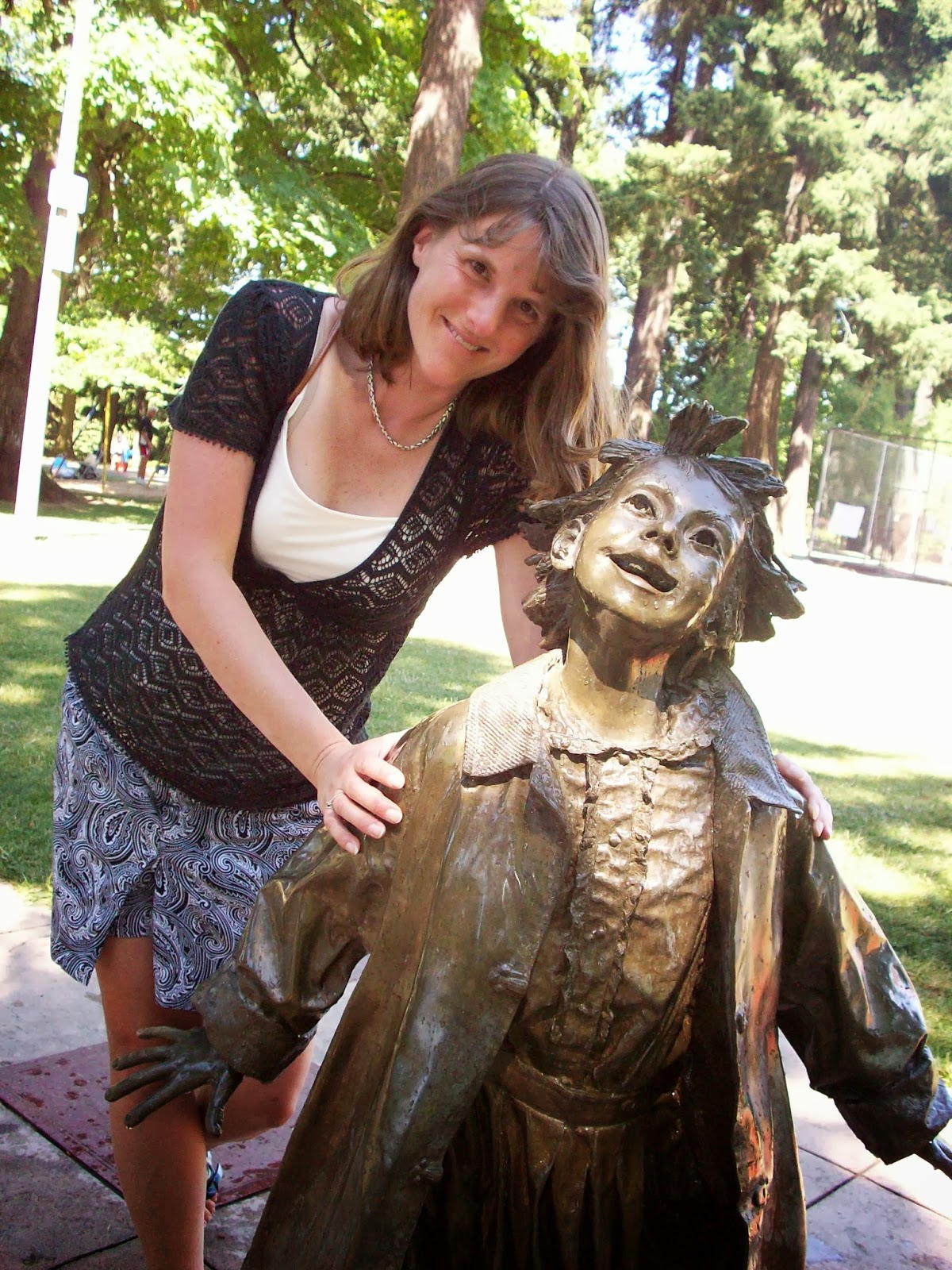 The Little Crooked Cottage : Loved to Pieces . . . with Kate Messner