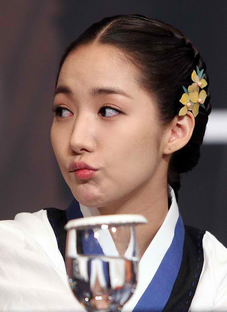 Park Min Young 박민영: Yoo Min-Ah/Hong Young Rae (Dr Jin)