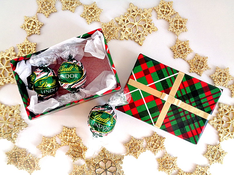DIY: Last Minute Gift Wrapped Mini Candy Box - Running With A Glue Gun