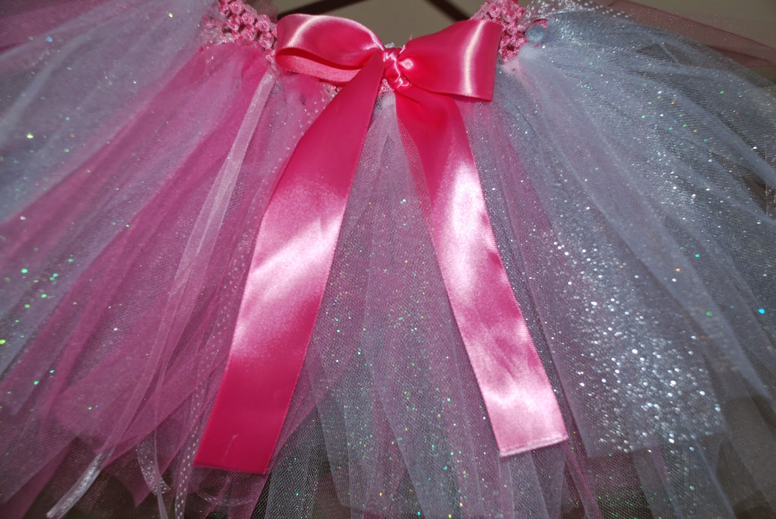 Two Pink Peas: Little Miss Tutu...I custom made my granddaughters tutu ...